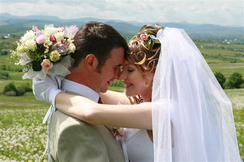 How Fathers Influence Their Daughters Romantic Relationships