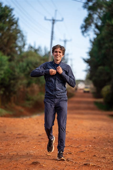 Cadence Should You Focus On Stride Frequency For Years Runners Have Debated The “perfect