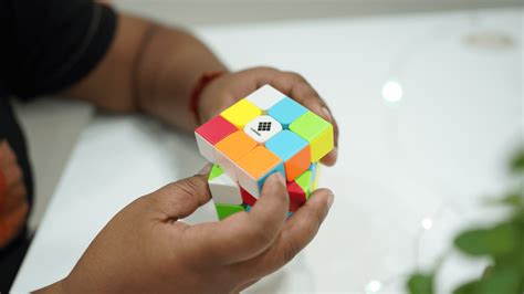 How To Solve The First Two Layers F2l Like A Pro