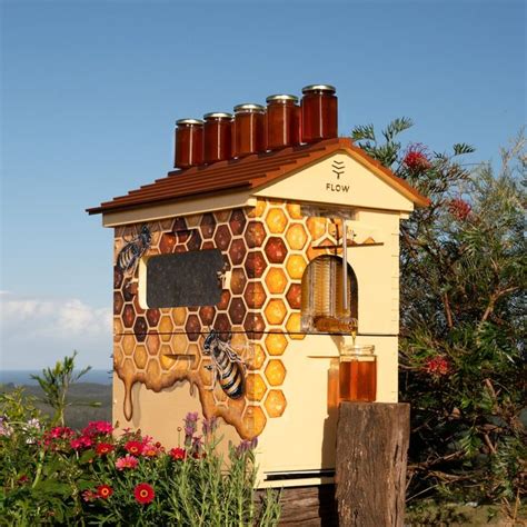 Flow Hive Hybrid Flow Hive Bee Keeping Hives