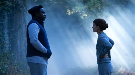 Roush Review Past Present And Future Collide In Class Of 09 Fbi Drama