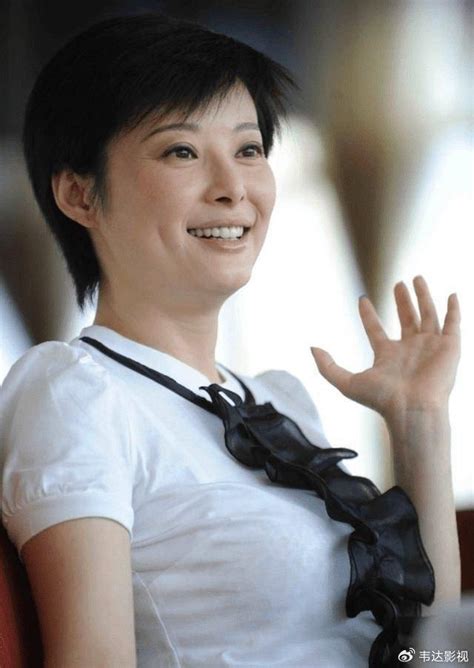 袁立突破尺度，51岁颜值身材惊艳全网！ 袁立 袁莉 袁力 女神 美貌 新浪新闻