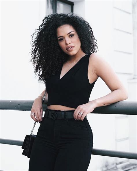Rayza Nicácio On Instagram B L A C K O U T F I T 🖤 Marque Aquela