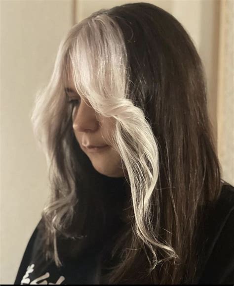 Pin By David Connelly On Dyed Or Bleached Bangs 13 In 2021 Bangs Dye