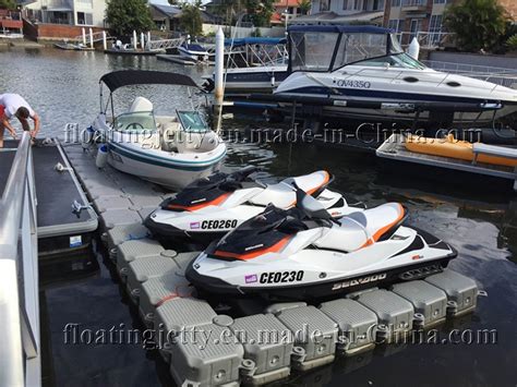 China Jet Float Floating Dock Cubes Boat Floating Docks China Floating Dock Plastic Pontoon Cubes