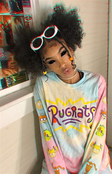 Épinglé Sur T I A R A