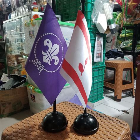 Jual Bendera Meja Pramuka Wosm Dan Tiang Kayu Bendera Meja Shopee