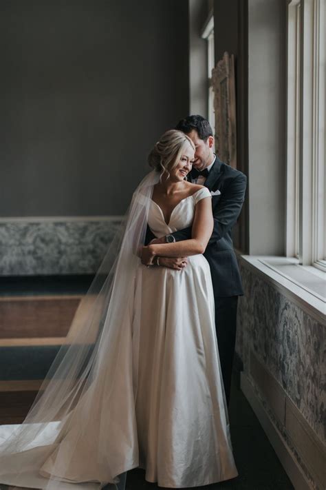Calhoun Beach Club Tarah Munter Photography Wedding Dress Wedding