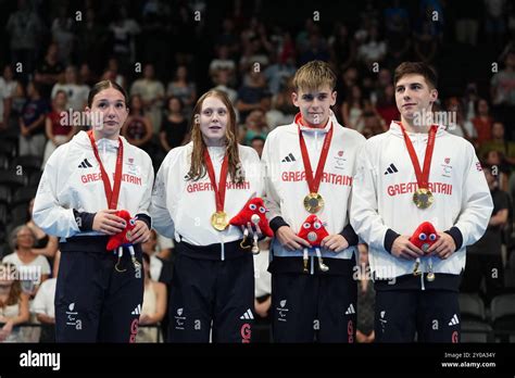 Great Britains Willaim Ellard Rhys Darbey Poppy Maskill And Olivia