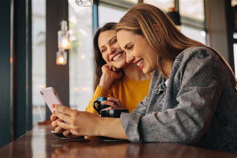 10 Dating App Icks Most People Can Agree On
