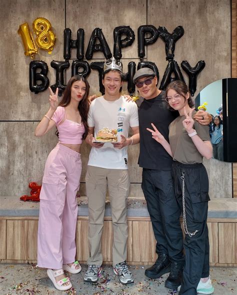 7 Potret Kejutan Ultah Ke 18 Azka Corbuzier Digelar Meriah