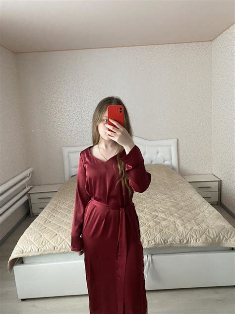 Шовкова сукня — ціна 250 грн у каталозі Довгі сукні Купити жіночі речі за доступною ціною на