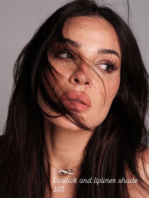 نادين نسيب نجيم تستعرض جمالها بدون فلتر Laha Magazine