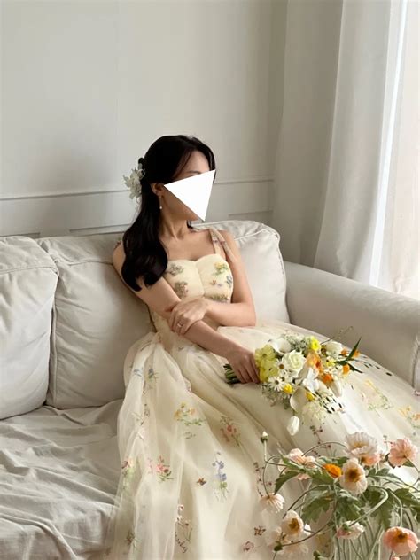 셀프웨딩 유색 드레스 웨딩드레스 당근 중고거래