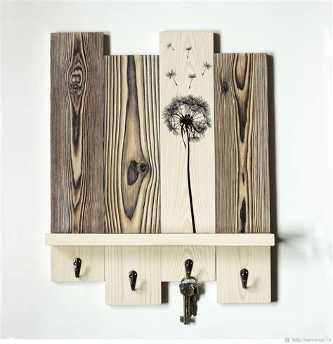 Ключница настенная деревянная Одуванчик монохром в интернет магазине на Ярмарке Мастеров