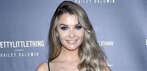 Emily Sears Height