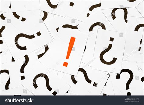 single exclamation mark between question marks foto de stock 101891359