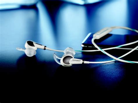 Bose Global Press Room - Bose® Quietcomfort® 20 Acoustic Noise ...