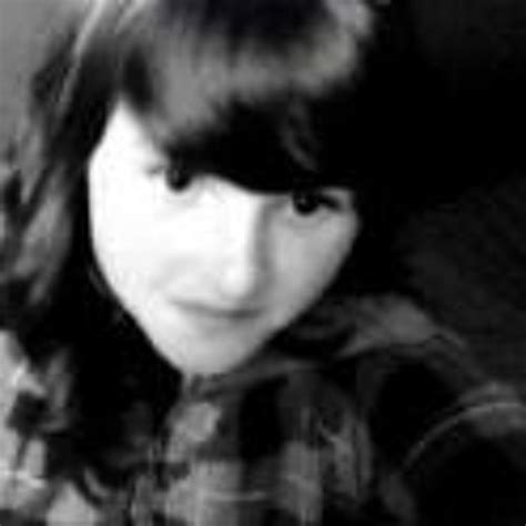 Stream Emma Macneil 2 Music Listen To Songs Albums Playlists For