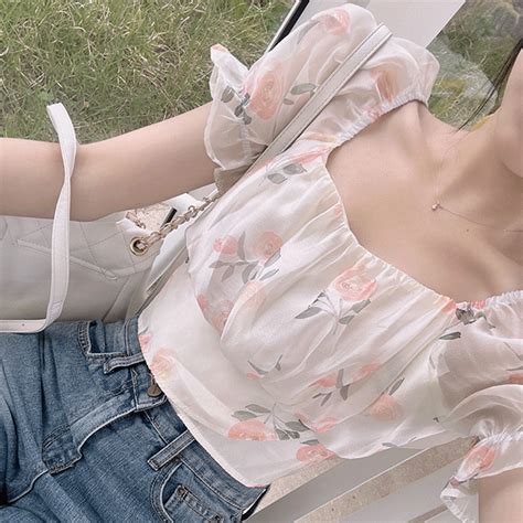 당일출고하이썸머💗 플로랄 블라우스 크롭블라우스 플라워 리본블라우스 퍼프블라우스 쉬폰블라우스 바캉스 여행 호캉스 여름블라우스 여름 반팔티 홀터넥 오프숄더 셔링 반팔
