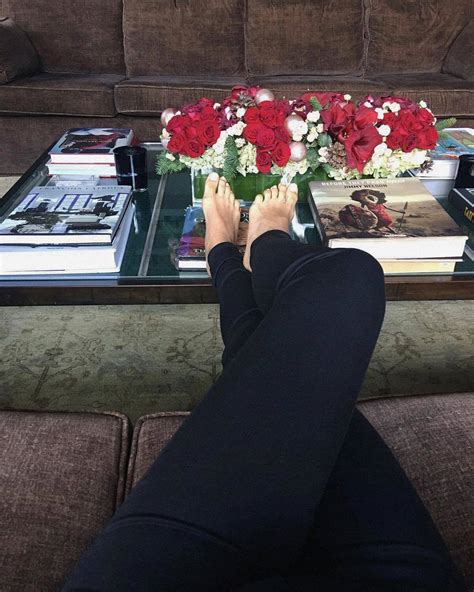 Irina Shayks Feet