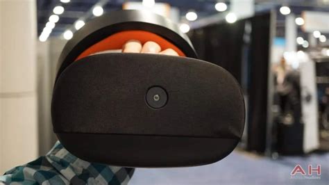 Pico Neo Cv Headset And Tracker Being Shown At Gdc