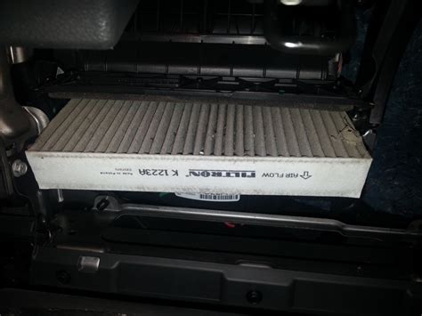 Самостоятельно меняем воздушный и салонный фильтр на Мокке — фотоотчет ...