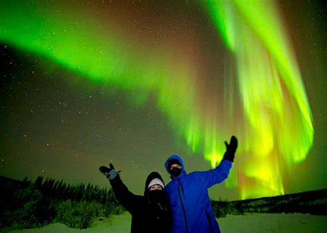 Alaska Northern Lights Small Group Driving Tour From Fairbanks 2025