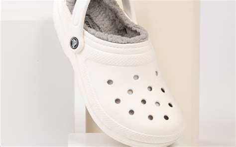Winter Crocs Online