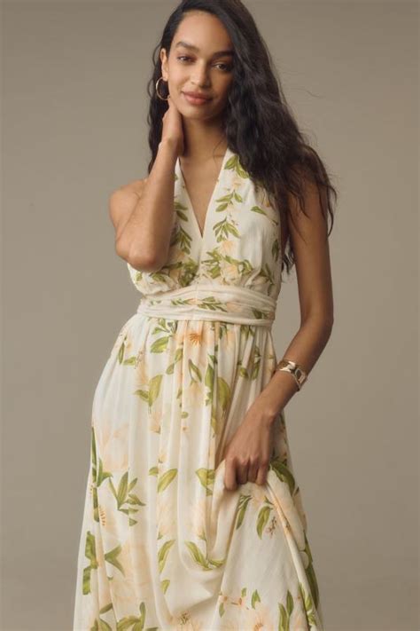 Farm Rio X Anthropologie 브이넥 플로럴 시폰 맥시 드레스 앤트로폴로지 한국 공식 스토어 유니크한 여성 패션 및 라이프스타일 편집샵 200개이상의