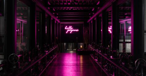 Dusseldorf Ruby Coco Hotel And Bar