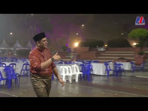‘yb Mat Berhujan Bersama Lautan Manusia Di Duyong Melaka Tv