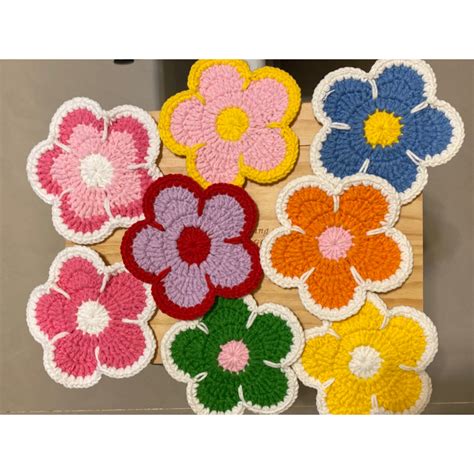 純手工鉤織毛線編織花朵杯墊，餐墊、桌墊、禮贈品裝飾品、公仔水晶礦物墊子、置物墊 蝦皮購物