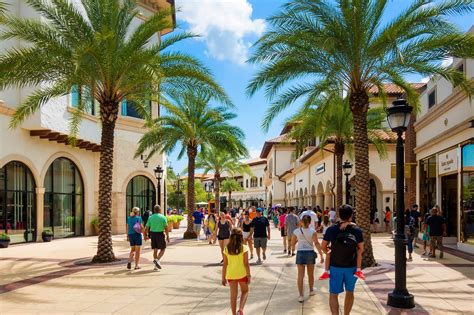Disney Springs™ Orlando Entertainment Complex In Disney World