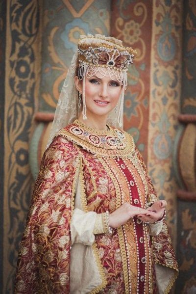 Боярский костюм | Средневековая мода, Одежда, Стиль