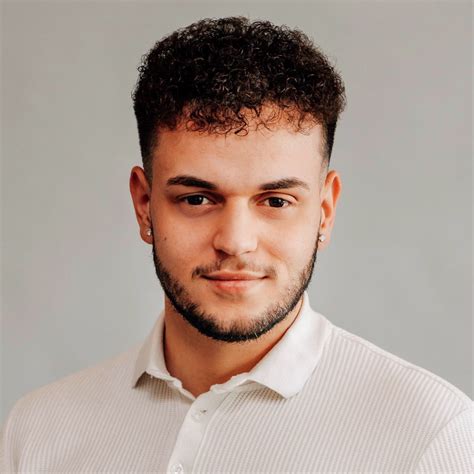 Andrea Luca Perretta Sachbearbeiter Steuerverwaltung Des Kantons Bern Xing