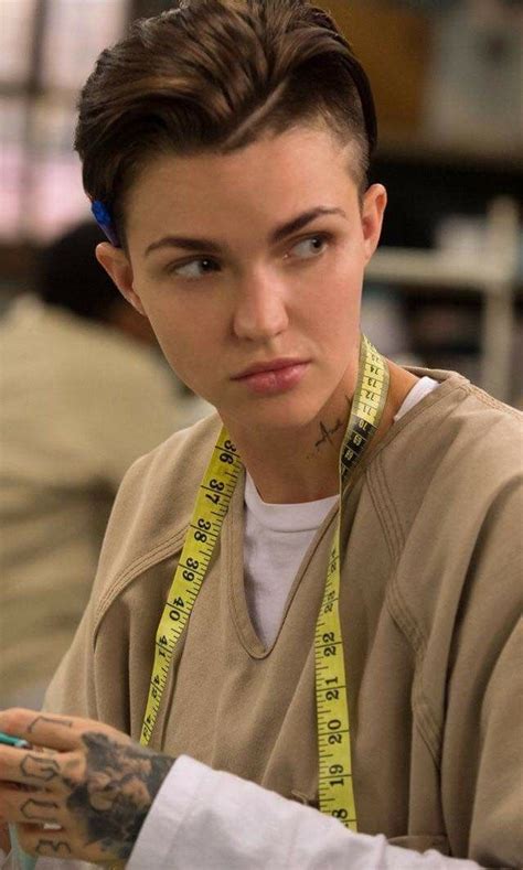 Stella Oitnb Ruby Rose Orange Is The New Black Ruby Rose Haircut