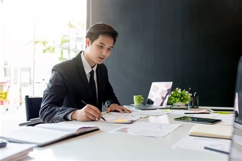 Calculate Your Customer Lifecycle Value With This Simple Formula Flowium