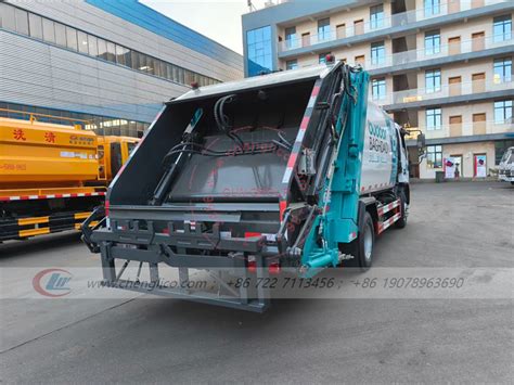 Dongfeng 4×2 10000 Liters Compactor Garbage Truck Dongfeng 4×2 10000 Liters Compactor Garbage Truck