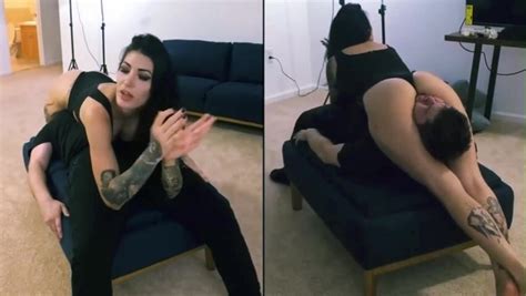 Tall Tattoo Woman Reverse Headscissor Ko