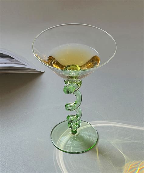 유니크 칵테일 마티니 샴페인 위스키 글라스 크리스탈 와인 싱글몰트 브랜디 하이볼 양주 잔