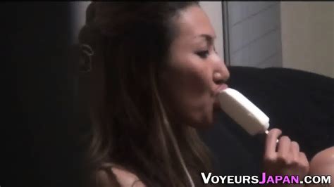 Asian Babe Solo Rubbing