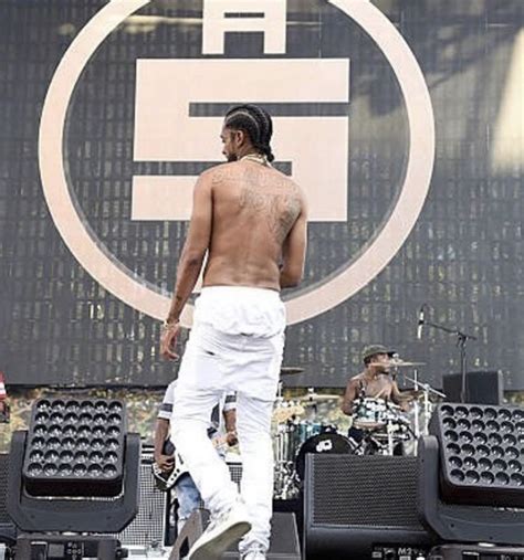 Pin Auf Nipsey Tmc