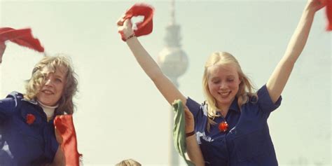 DDR FDJ Kostüm Anleitungen für kreative Kostüme