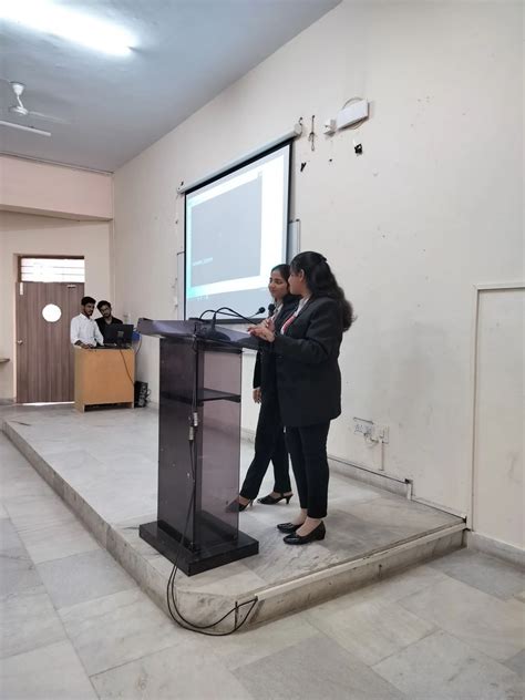 Kashish Bansal On Linkedin Anchoring Event Finance Skills