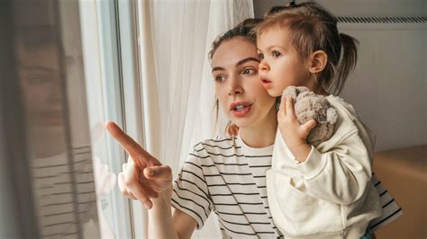 Reasons Introverts Are The Most Highly Intelligent Of All People According To Research