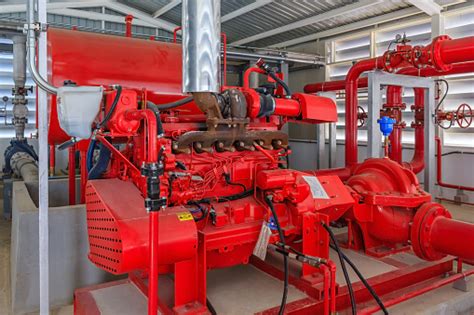 물 스프링 쿨러 배관 및 화재 경보 제어 시스템에 대 한 산업 소방 펌프 역 파이프라인 물 펌프 밸브 압력 계 계기판 측정기에 대한 스톡 사진 및 기타 이미지 Istock