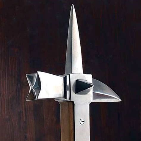 Giant Spiked Hammer