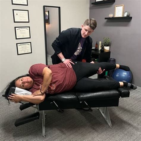 What To Expect During Your First Chiropractic Visit Pinnacle Hill