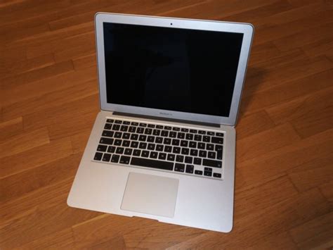 MacBook Air 2011